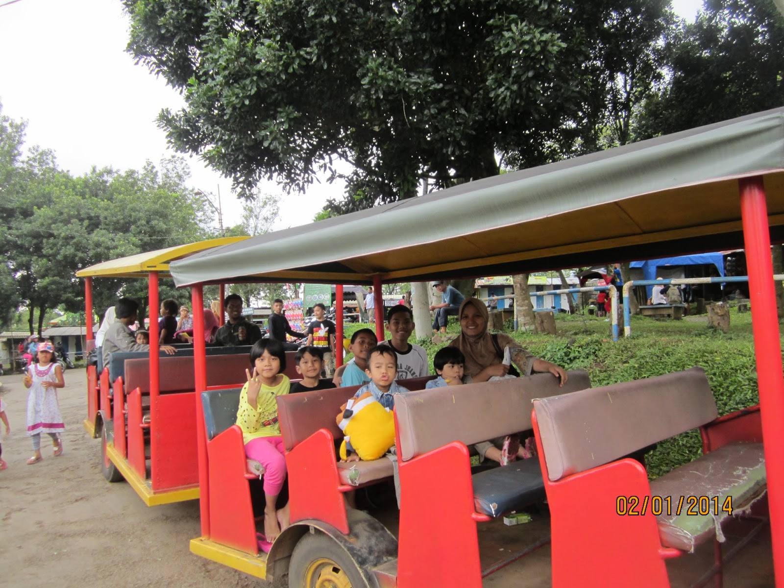 Berkunjung ke Kebun Teh Wonosari, Lawang, Malang ~ dongeng