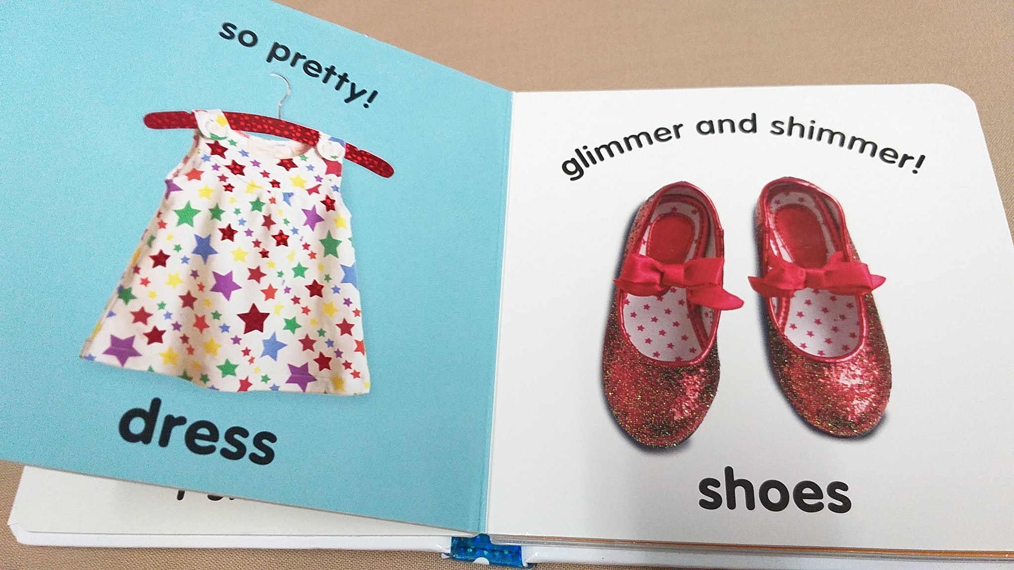 Kid Books Blog: 235.Let's get dressed