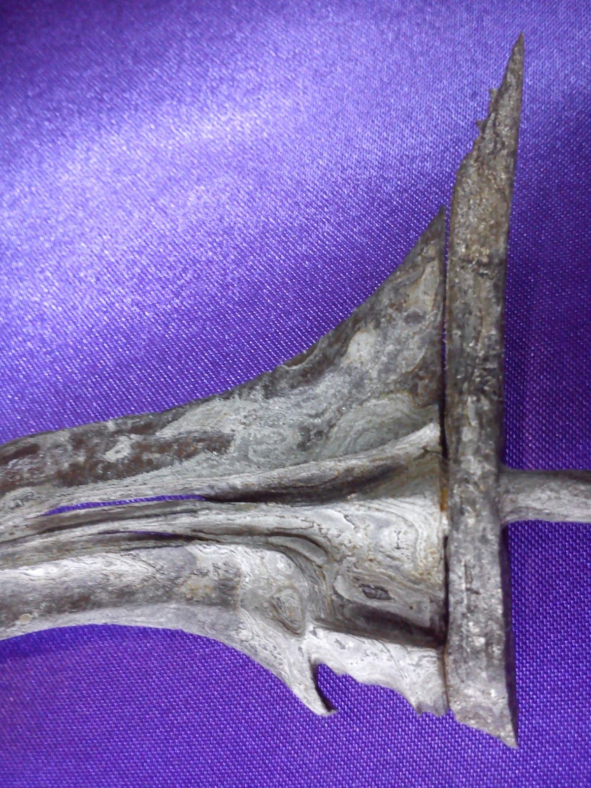 Wesi Aji Indonesia: Keris Luk 11 Pamengkang Jagad