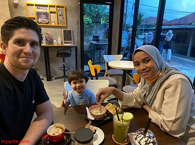 MYARTIS.COM | MYARTIS | MY | ARTIS: MAT DAN & ISTERI SELAMAT TIMANG ...