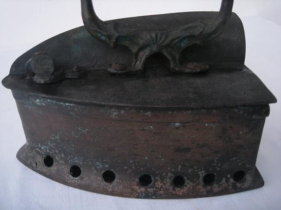 TOKO ANTIEK RETRO: SETRIKA ARANG KAPAL SELAM KUNO JADUL KOLONIAL DARI ...