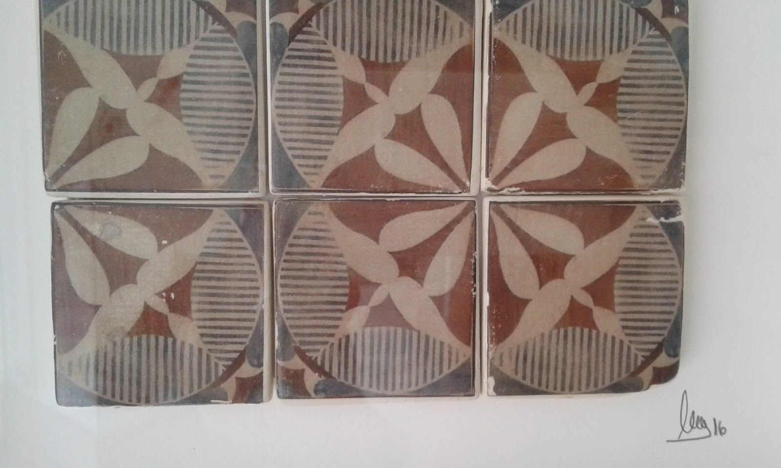 som d'art : Ceràmiques inspirades en les rajoles hidràuliques.