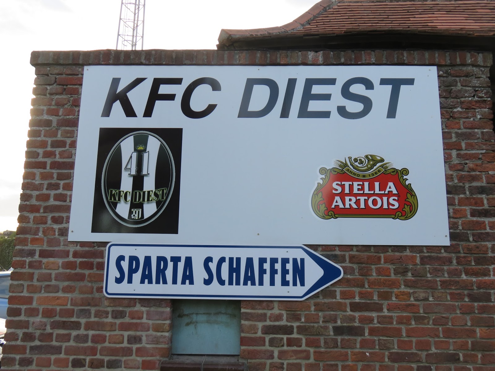 Pat's Football Travels Blog: 10/09/16 KFC Diest 2 - 2 KFC Turnhout (Warandestadion - 800 ...