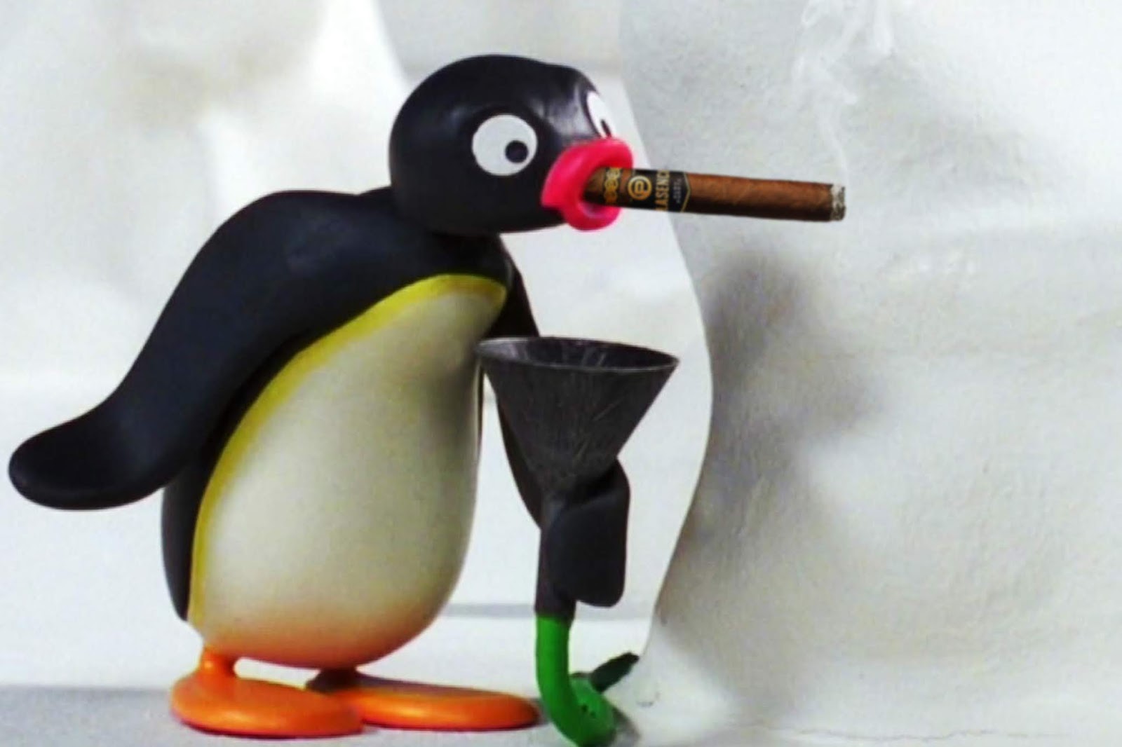 Fotostrecke: 71 Zigarre rauchende Pinguine