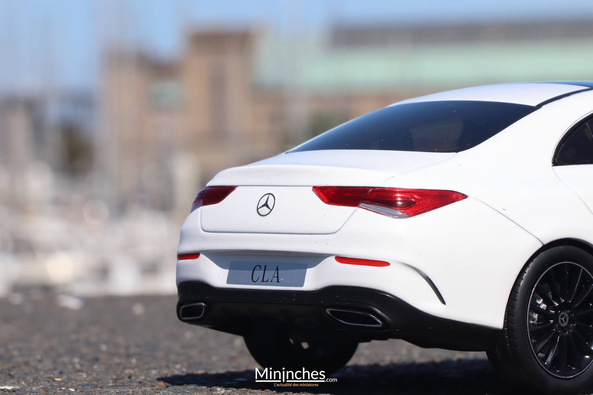 Mercedes-Benz CLA Coupe (C118) 1/18 par Solido - Une miniature premium ...