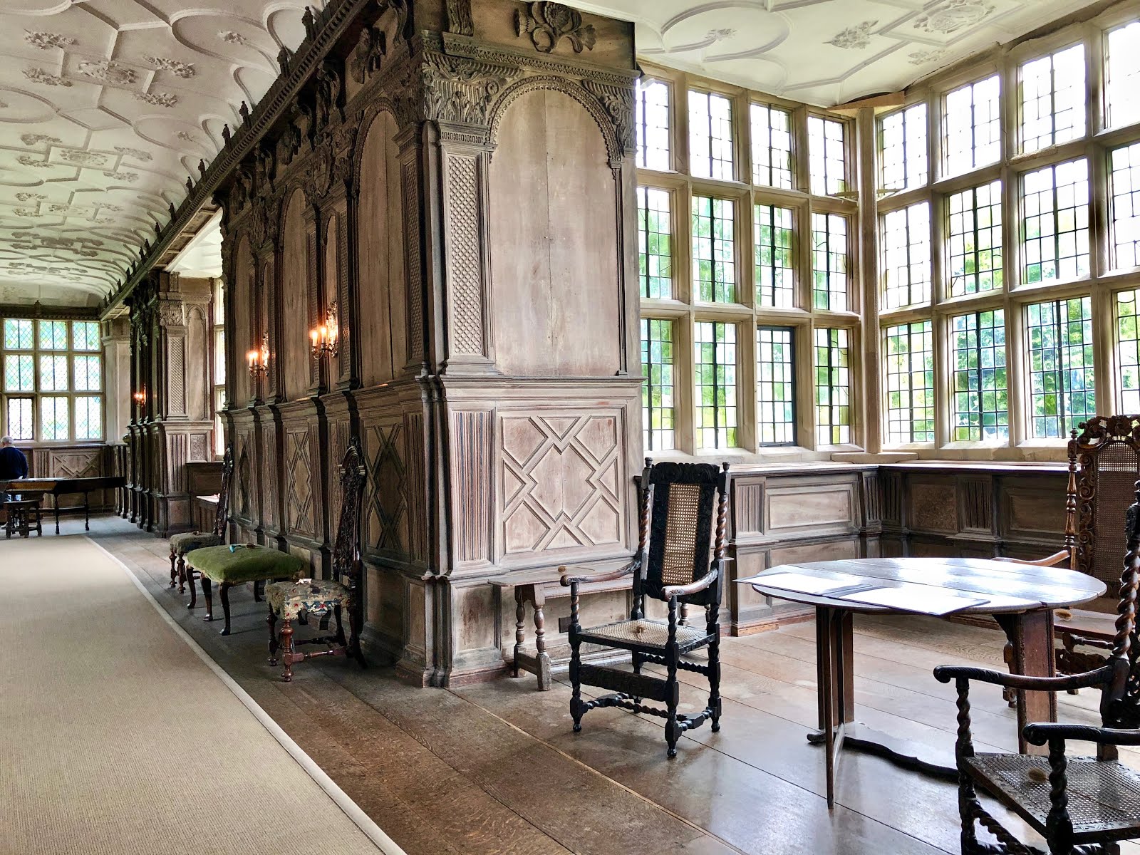 Haddon Hall - A Glorious Country Manor House