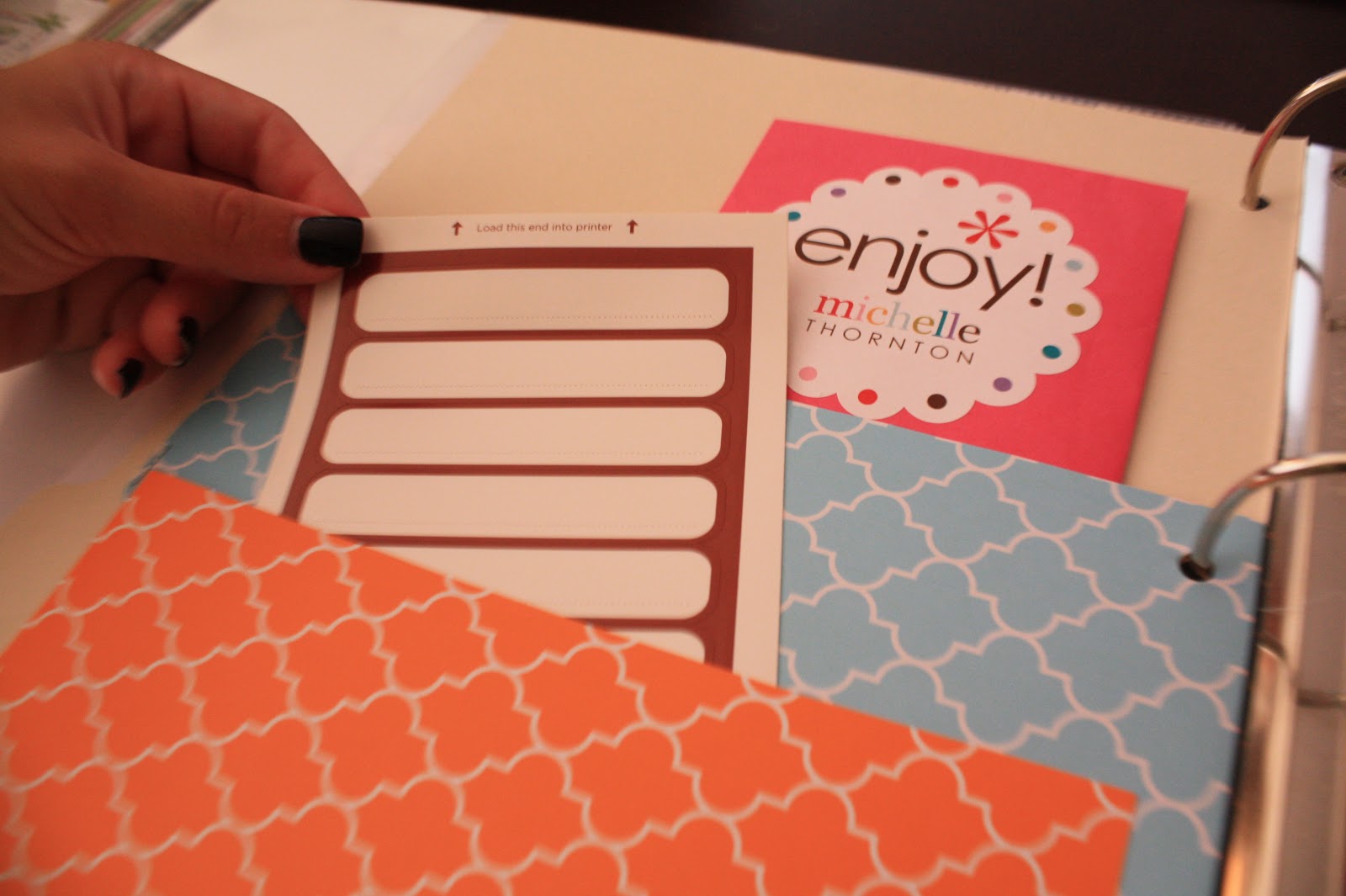 Shush In Your Home: DIY Dual Pocket Folders