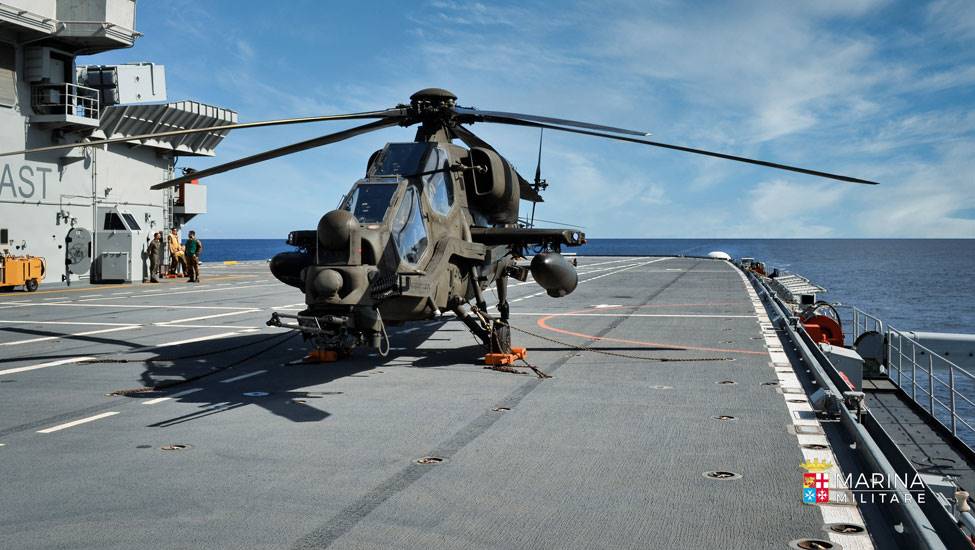 Italian Army attack helicopter pilots obtain qualification to land on ...