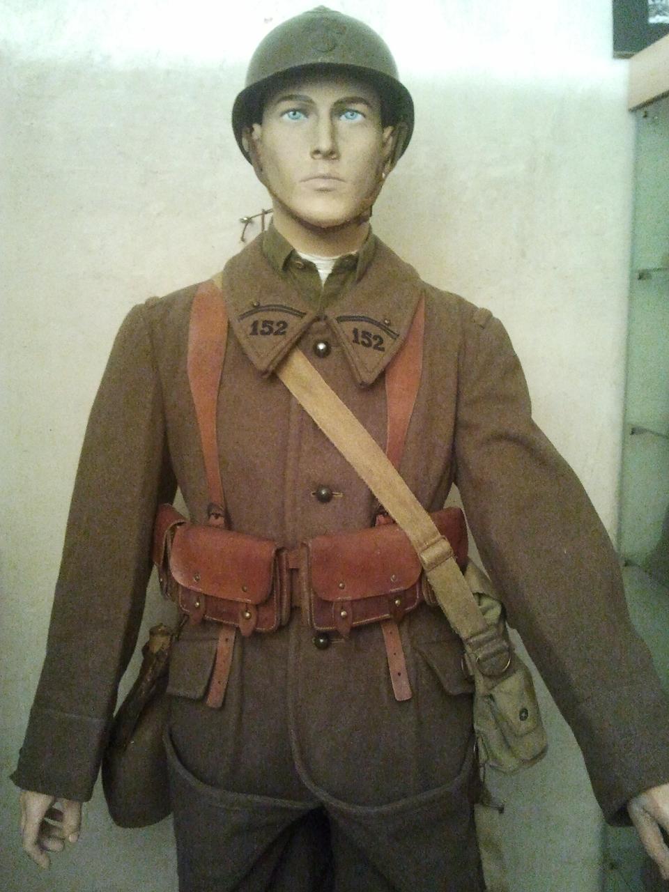 SOUVENEZ-VOUS 44: 152e RI : LES DIABLES ROUGES EN 1940