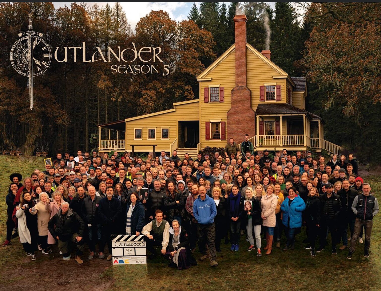 Outlander Homepage: Outlander media during the wrap of filming season five!