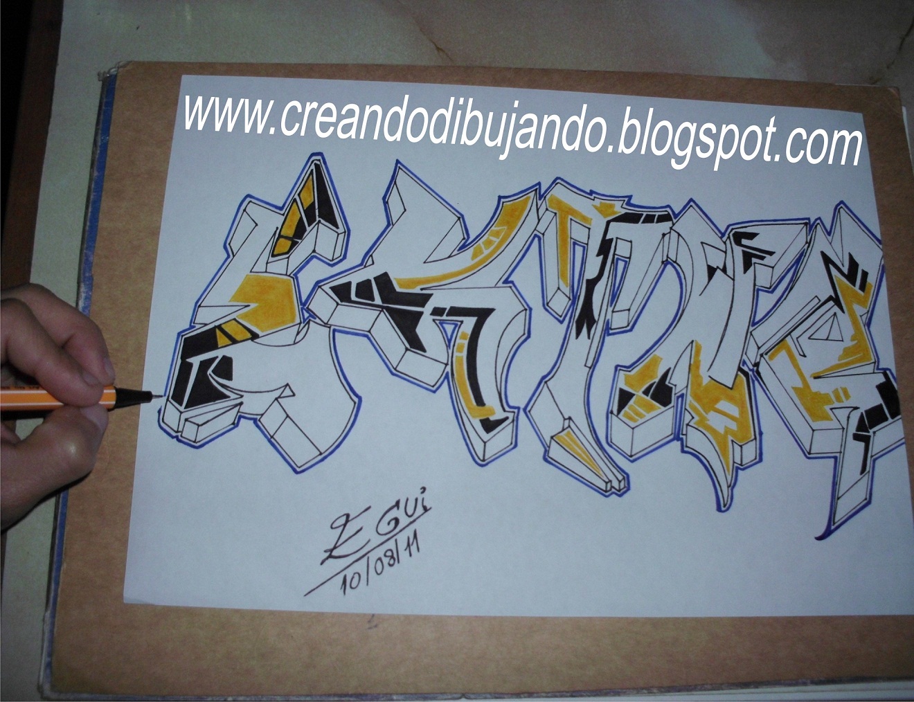 CREANDO & DIBUJANDO: NOMBRE EN LETRA INICIAL GRAFFITI: EKTWR - HECTOR