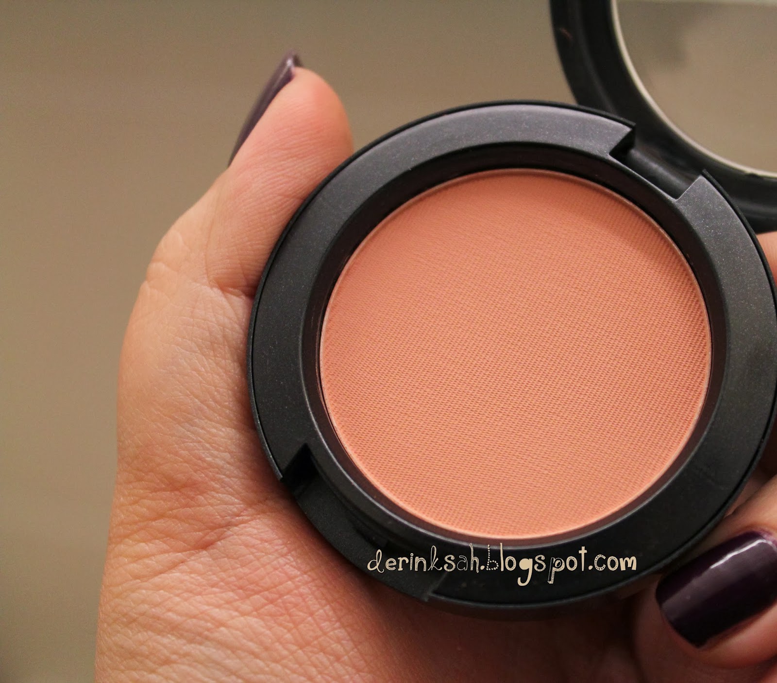 Biriktirdiğim Onca Yarınlık ~ rapunzeliha: Mac Powder Blush (Melba)