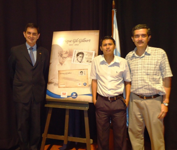 FILATELIA DEL ECUADOR: SELLO POSTAL DEL ESCRITOR ENRIQUE GIL GILBERT