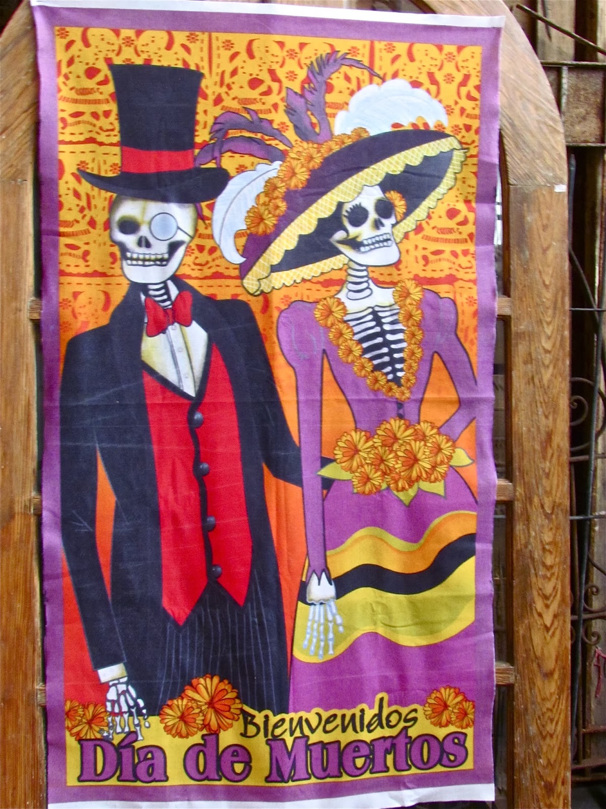 Flavors of the Sun: Day of the Dead: The Calacas, Part I