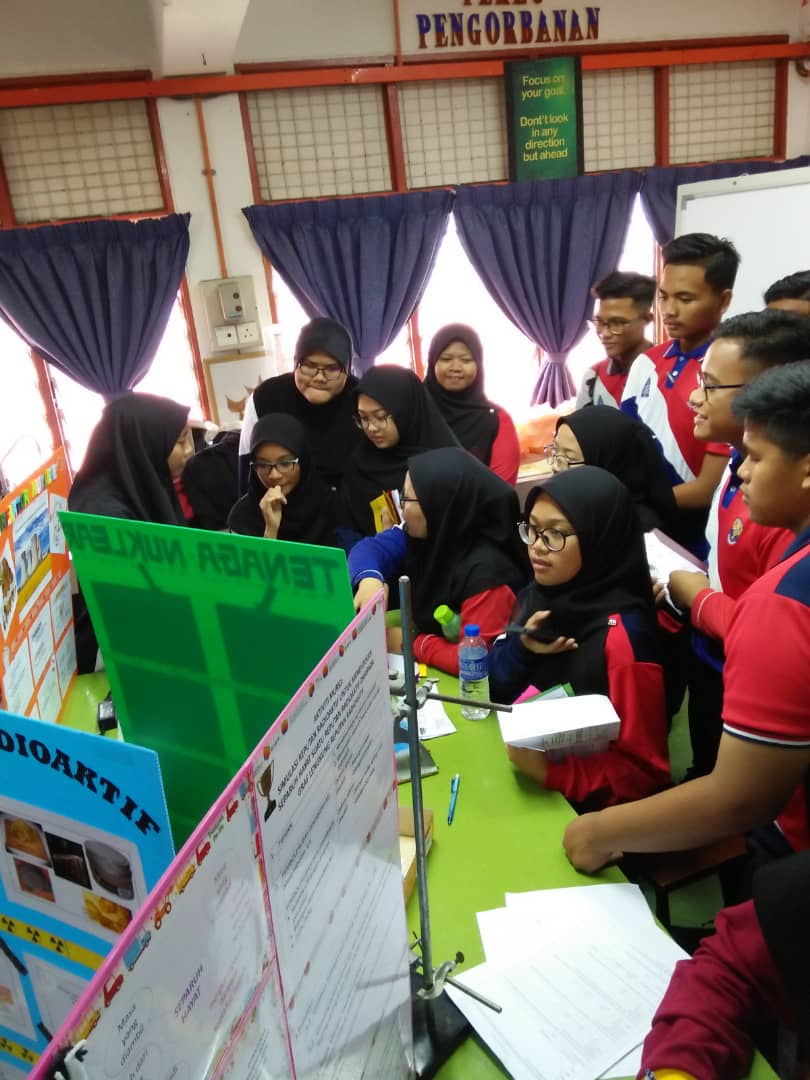 SMK SAGIL TANGKAK, JOHOR: PHYSICS OUTREACH SAINS MUAR 2019
