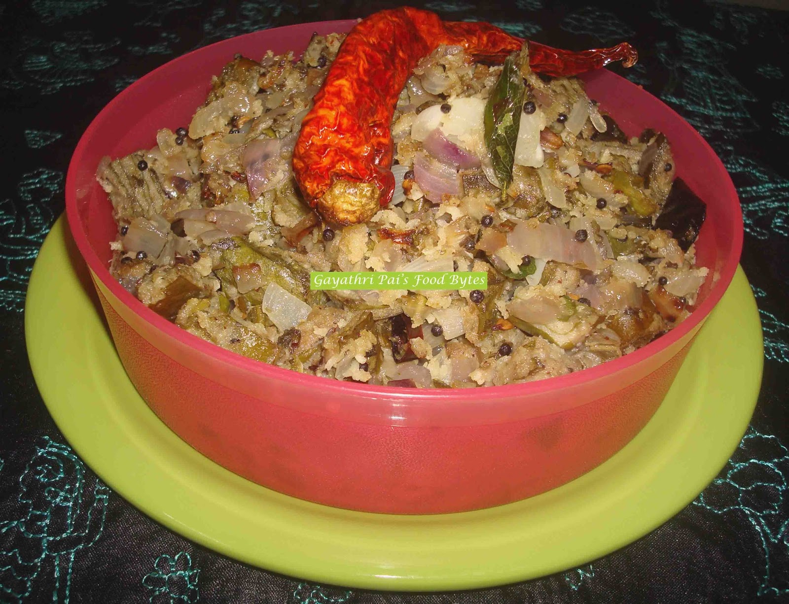 Gayathri Pai's Food Bytes: Seasoned Patrade with onions.