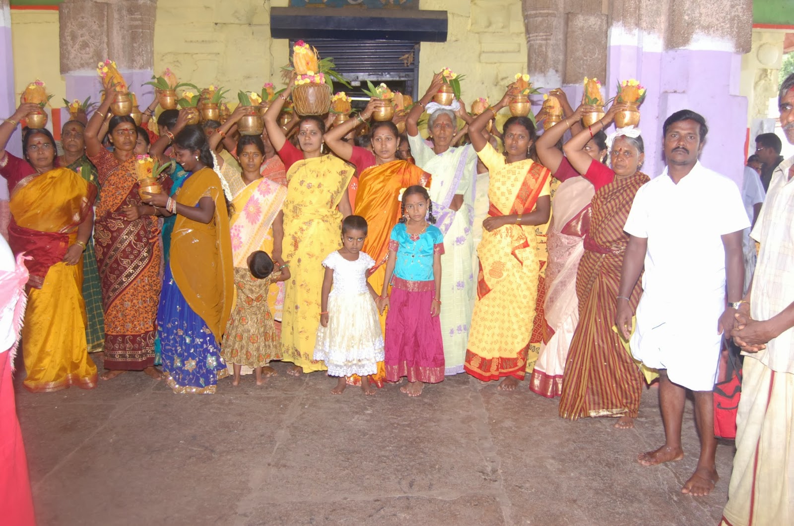 Ayyangarkulam Vadakarai Kannimar: paal kudam