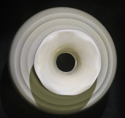 ding ware, 定窯, petal vase, Jin Dynasty, 金代, 荷葉瓶, 25 cm (click to view ...