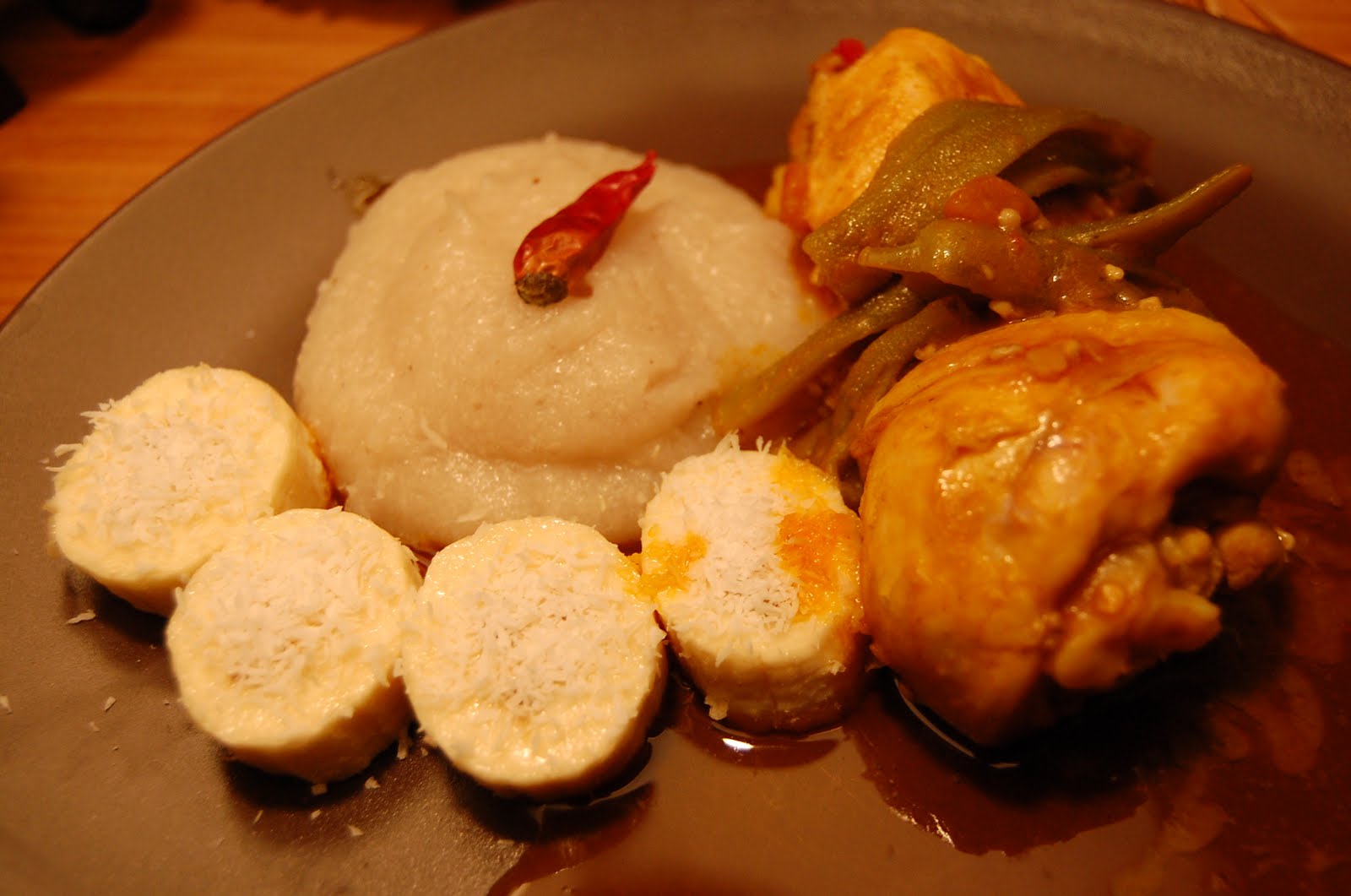 Um marido na cozinha: MOAMBA DE GALINHA