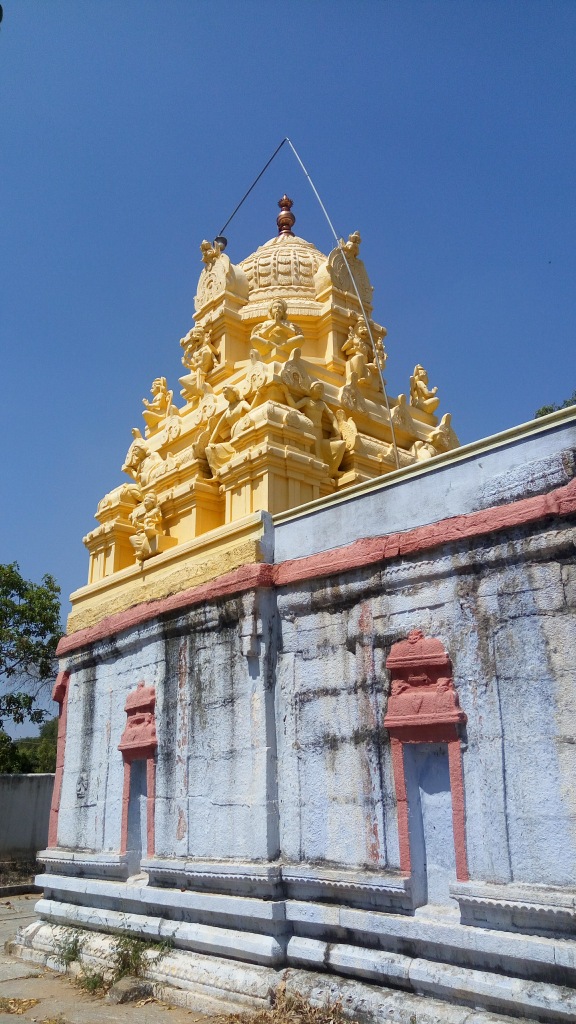 Tamilnadu Tourism: Lakshmi Narasimha Swamy Temple, Halepuram, Dharmapuri