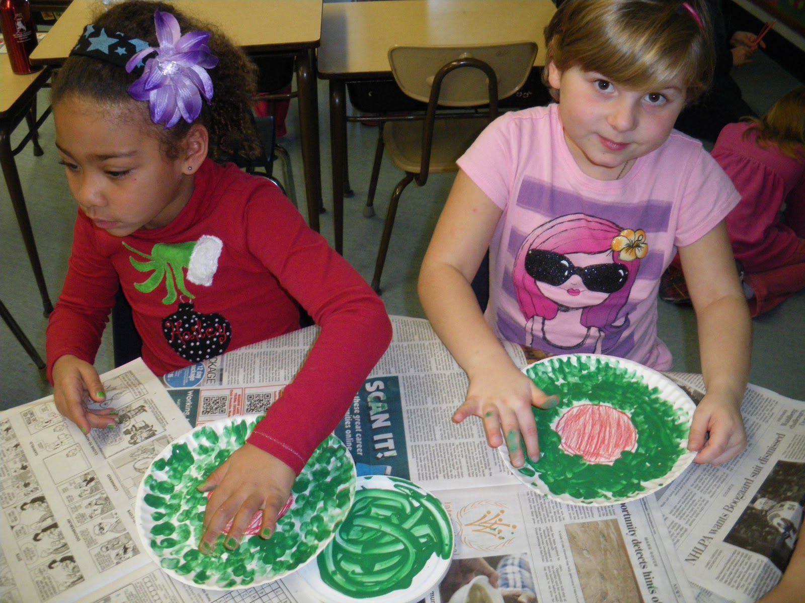 Mrs. McPhail's Grade One Class: Finger Painting!