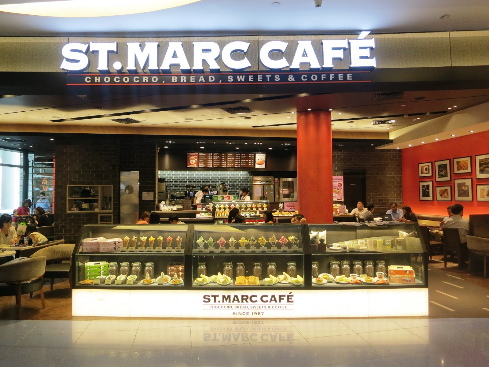 PinkyPiggu: St. Marc Café @ Vivocity ~ The Day I Fell In Love