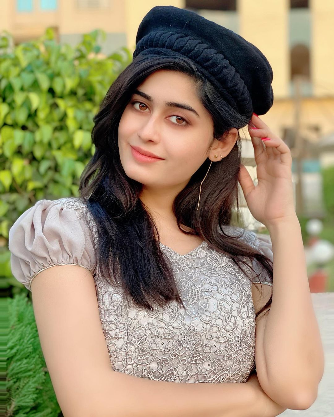 Sofia Kaif Wiki | Sobia Kaif Age, Height, Family, Boyfriend