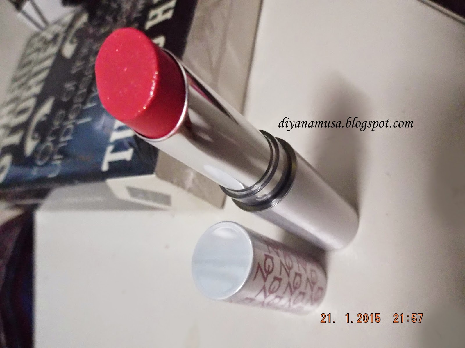 안녕~~♡~~Diyana: [Review] Za Pure Shine Lips Lipstick in 09 Red Coral