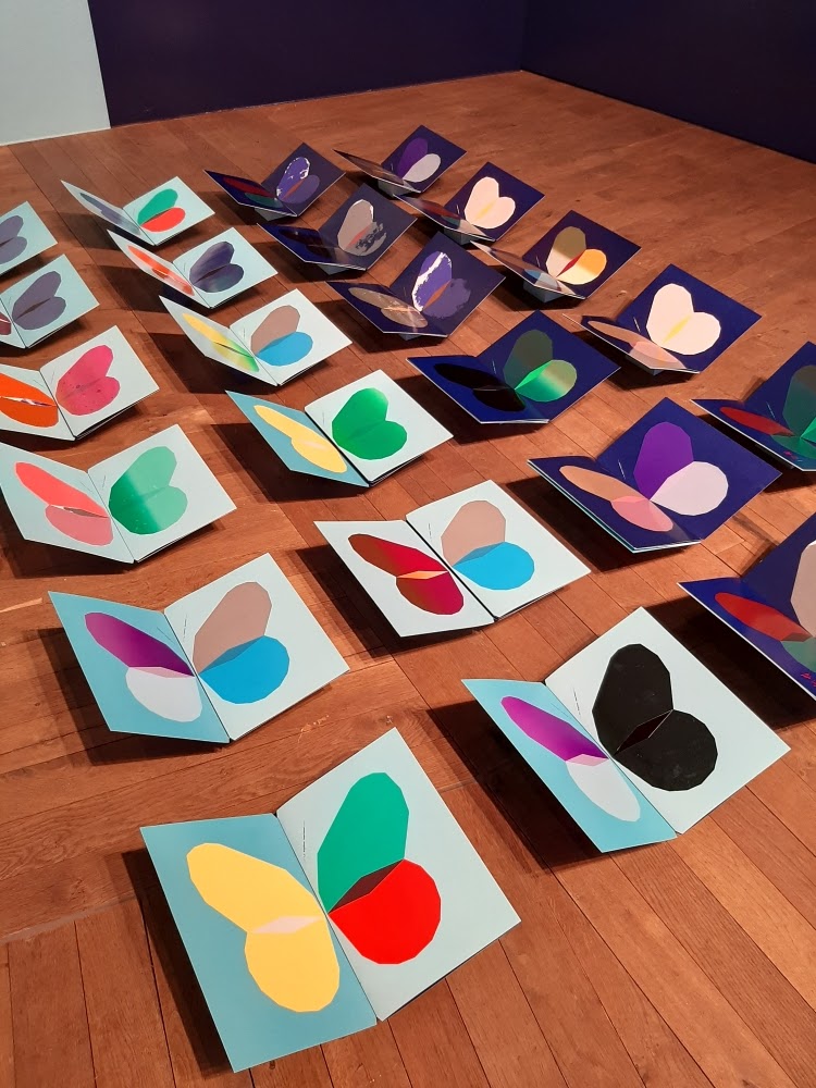 milimbo: Augmented Books