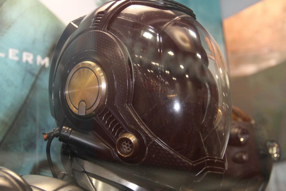 Pacific Rim Le film: Détails des combinaisons des pilotes/Details of ...