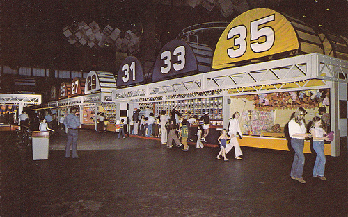 Trip to the Mall: FLASHBACK: Old Chicago- The Amusement Mall in ...