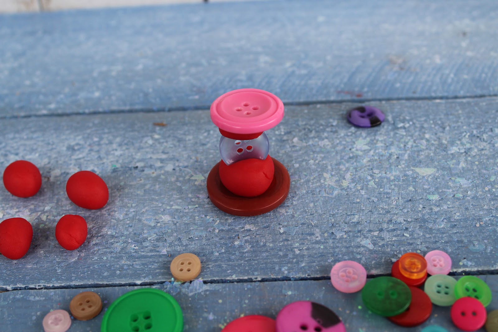 Sweet Silly Sara: Button Tower STEM Activity