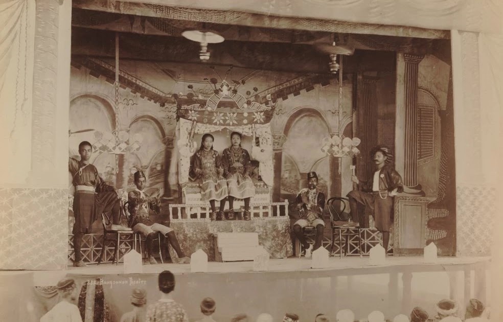 Sejarah Awal Teater Bangsawan Di Tanah Melayu