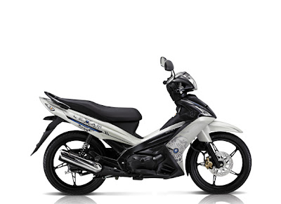 auto gear sport: Yamaha Lexam
