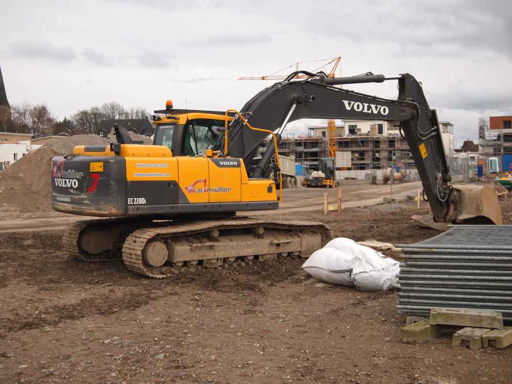 Schweres Gerät: Volvo EC 220 DL