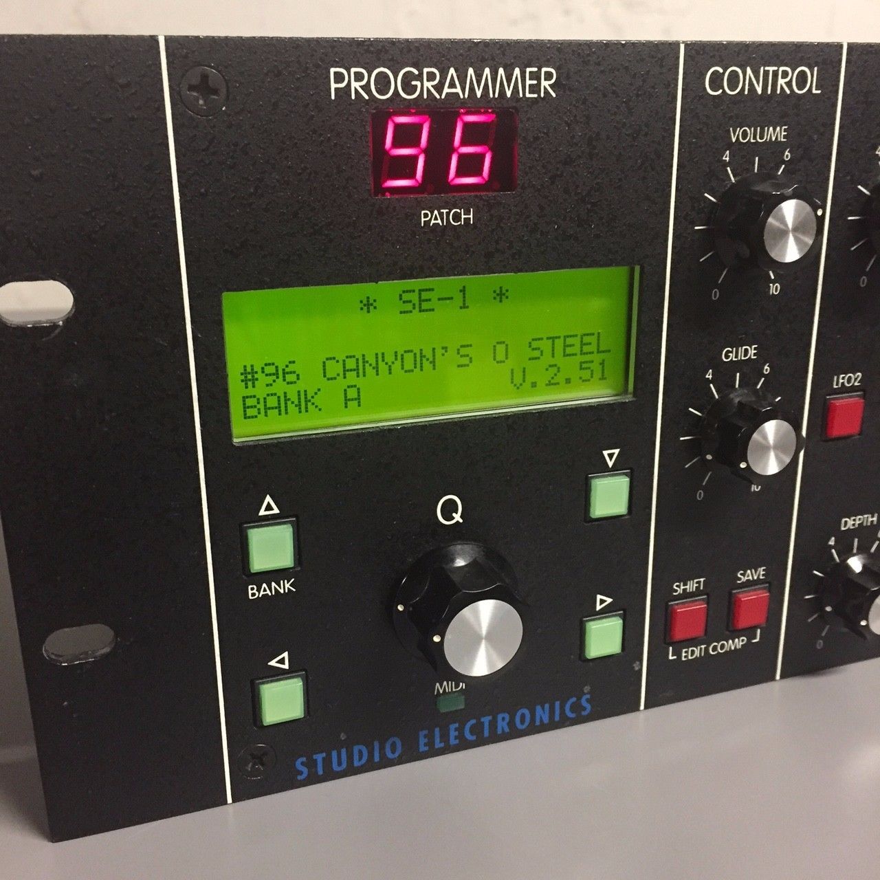 MATRIXSYNTH: Studio Electronics SE-1 Analog Synth SN 3026