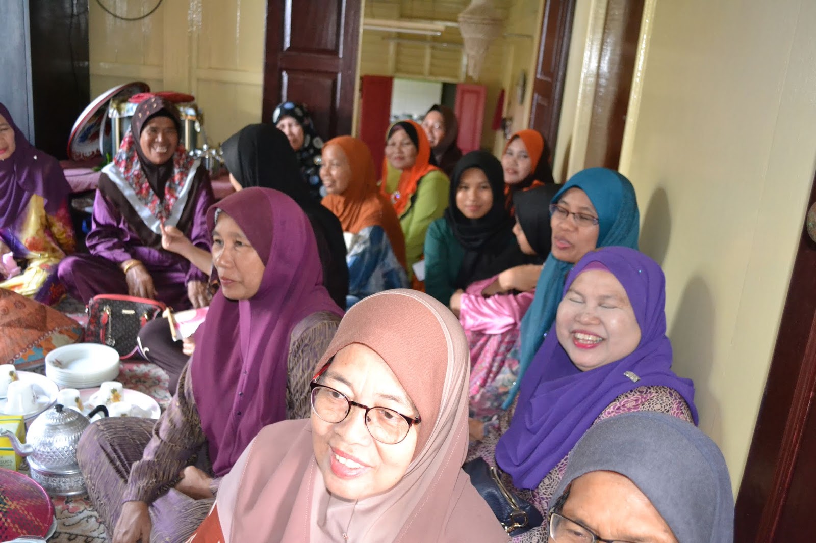 Langkah Anak Tebolang: Perlantikan Ibu Soko Suku Batu Belang.....Puan ...