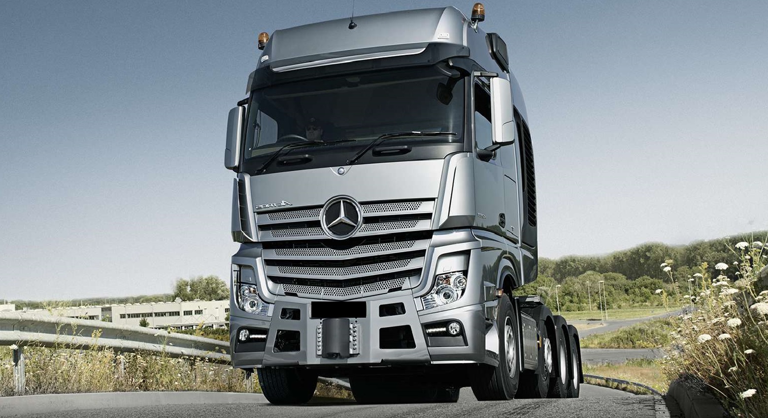 Электронная мобильность: Mercedes-Benz Trucks устанавливает ...