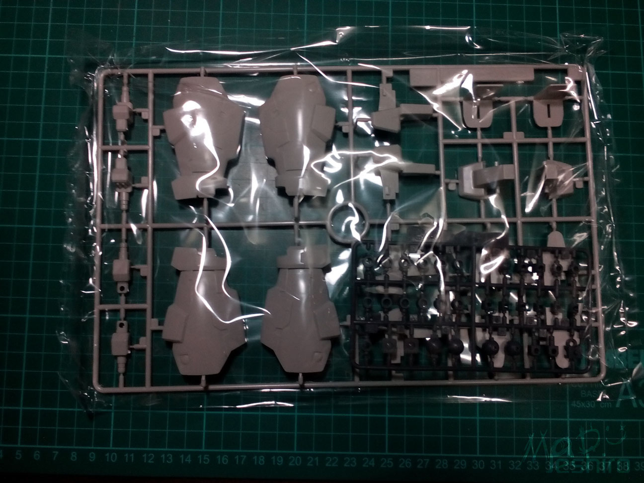 Mad Jeshiro | GUNPLA REVIEWS: Review 045: HG 1/100 Serpent Custom (Bandai)