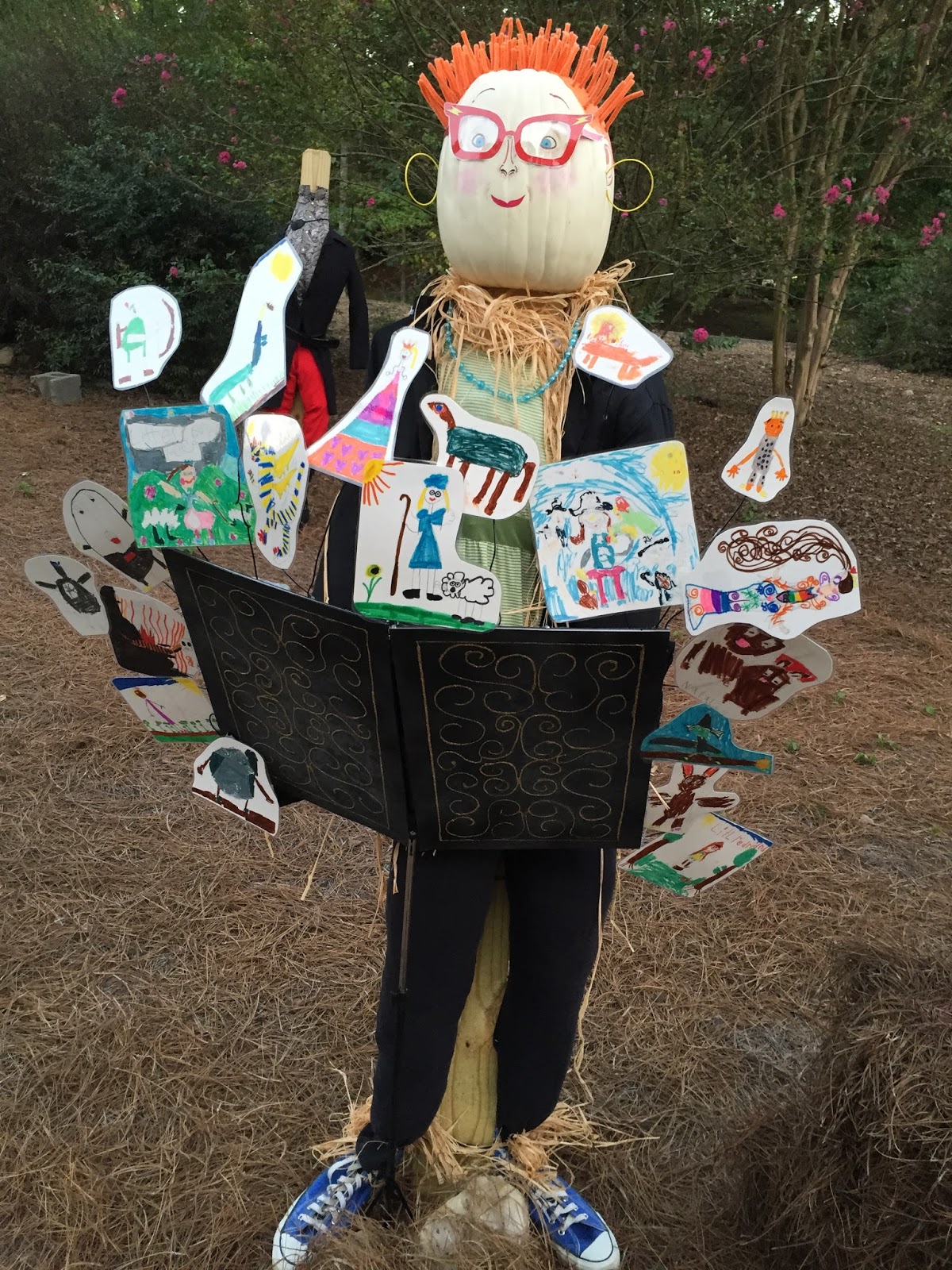 Live Your Poem...: Book Character Scarecrows!
