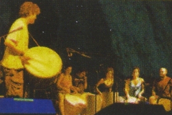 Παρασκευή Βρυζίδου: ΓΙΟΡΤΕΣ ΤΗΣ ΓΗΣ '' THE EARTH FESTIVAL " ΣΤΗ ΒΛΑΣΤΗ ...