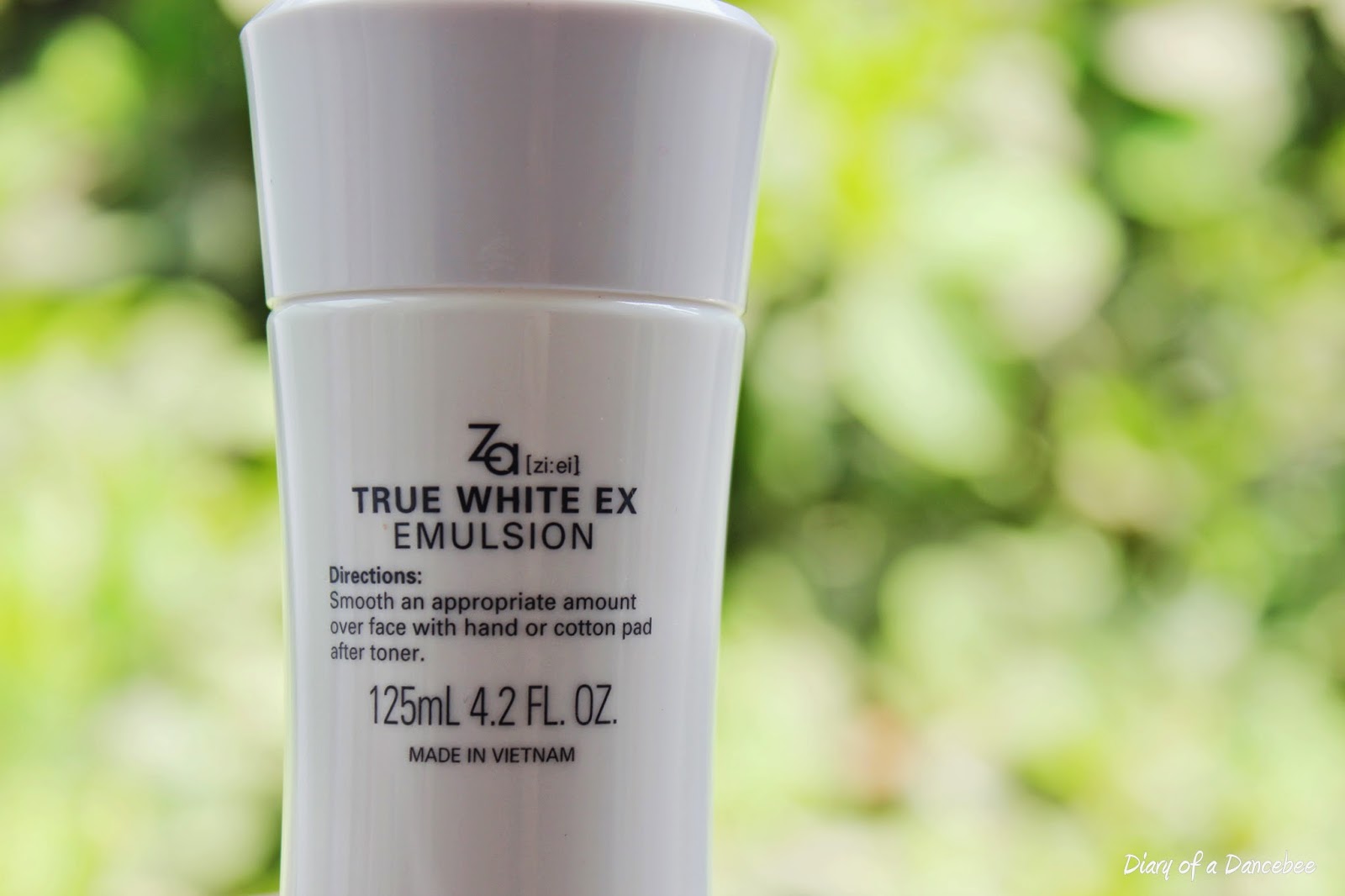 Za True White Emulsion | Review - Priya Adivarekar || Diary of a ...