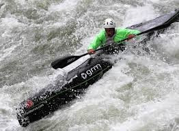 PENGENALAN ASAS REKREASI KAYAK DAN SUKAN ORIENTEERING