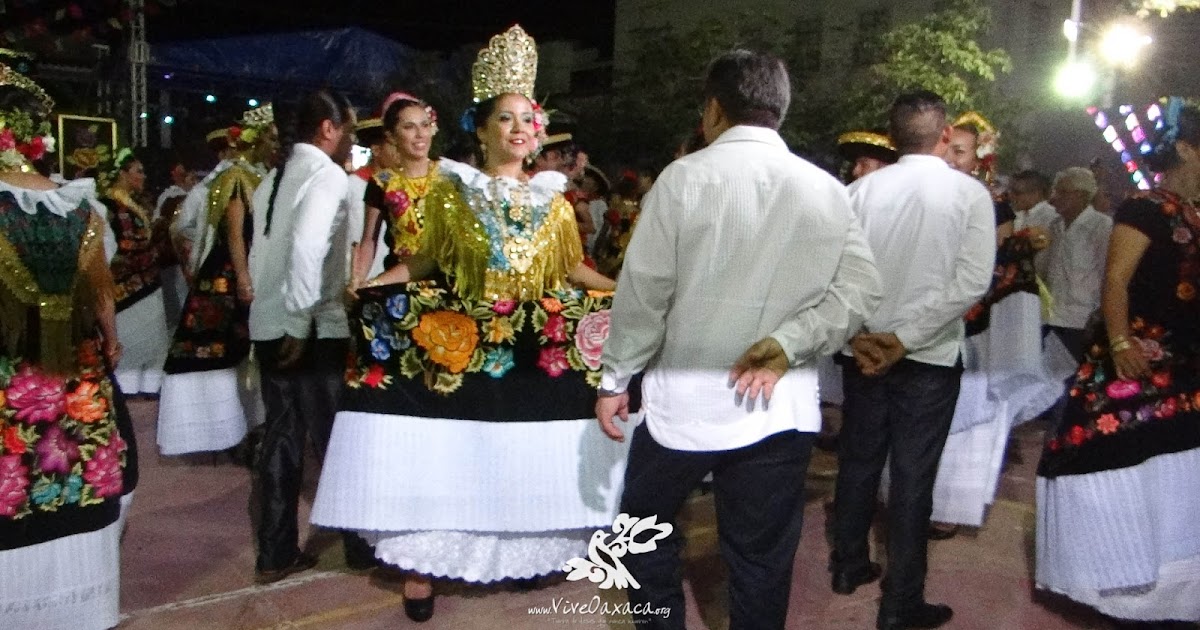 Majestuosa Vela Sandunga 2017 - Vive Oaxaca - GUELAGUETZA 2021 Vive ...