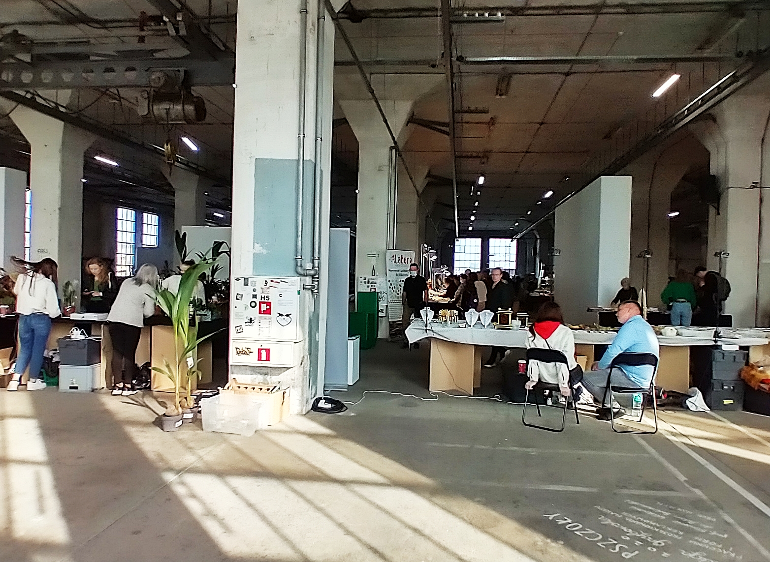 Si vis pacem, para bellum: Giełda roślin i minerałów w Plenum (Gdańsk ...