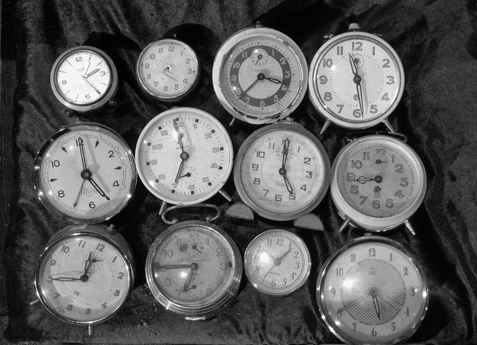 Aula 215: Pie de foto / 21 En la hora exacta de todas las horas