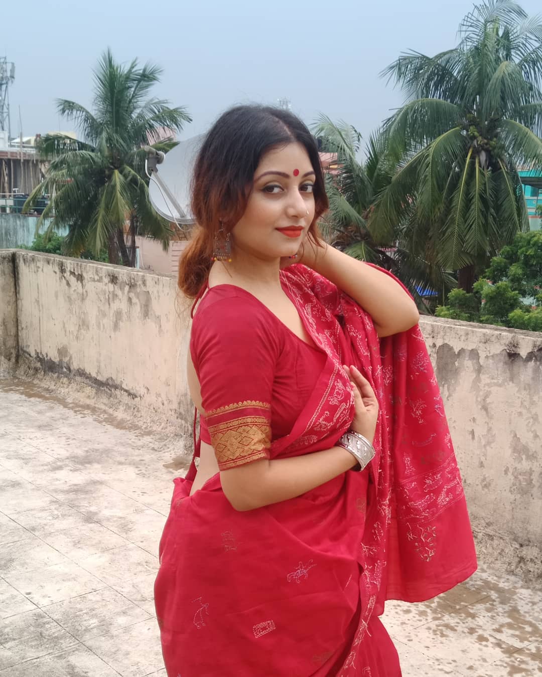 [50+] Rupsa Saha Chowdhury Hot Saree Photoshoot - RitzyStar