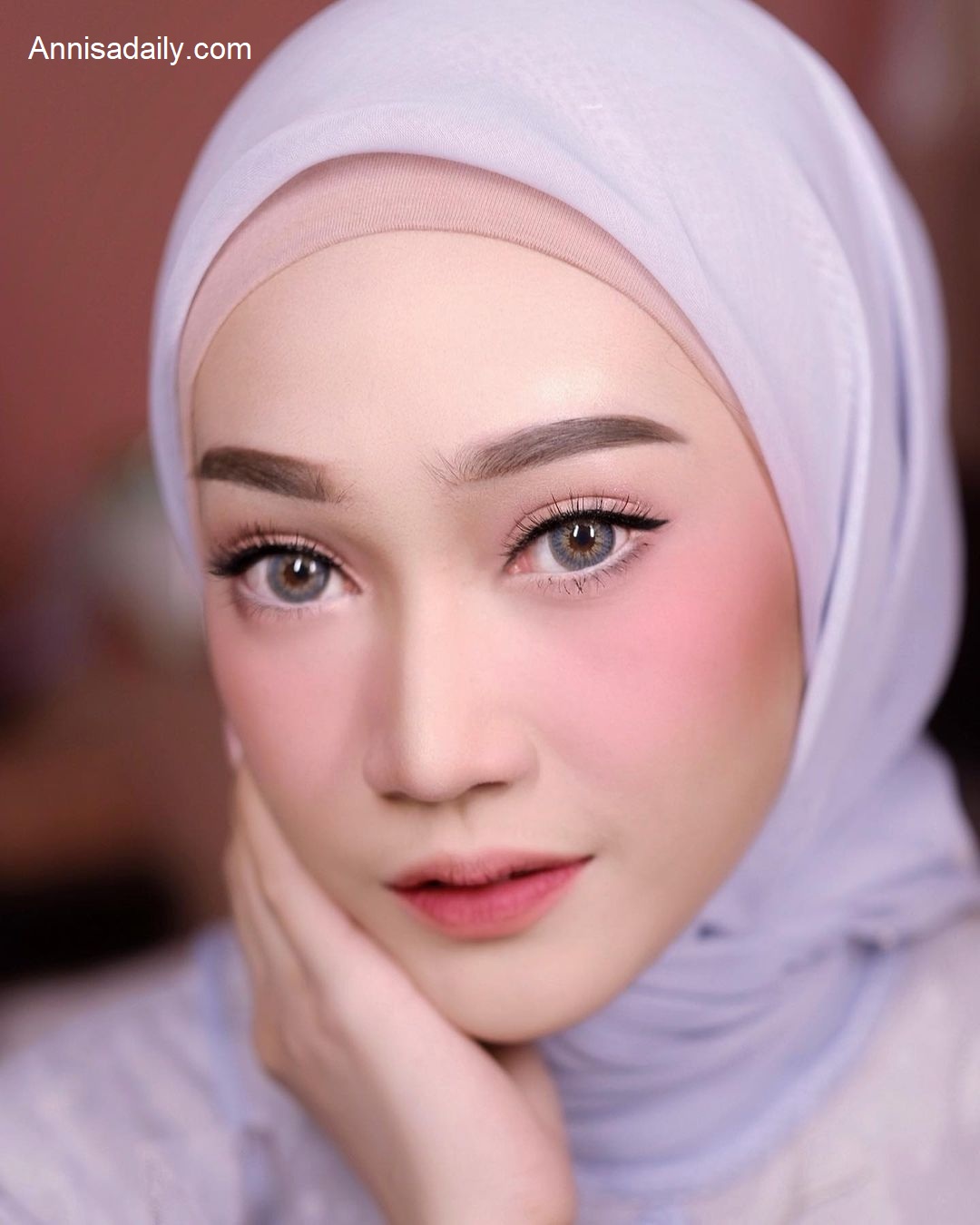 6 Contoh Makeup Muslimah Perpisahan Ala Korea yang Bisa Anda Contoh ...