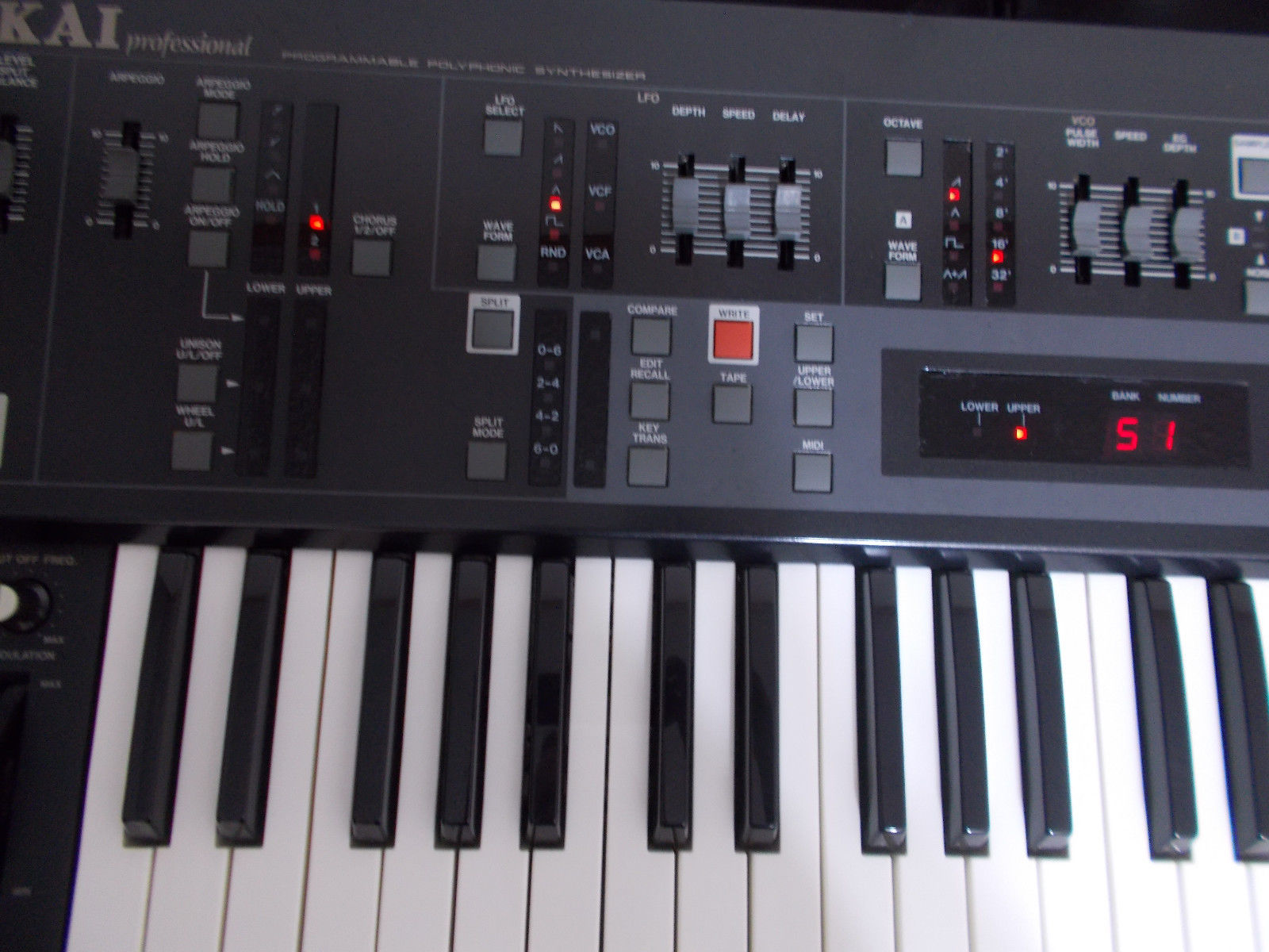 MATRIXSYNTH: Vintage AKAI AX-60 Analog Synthesizer Keyboard