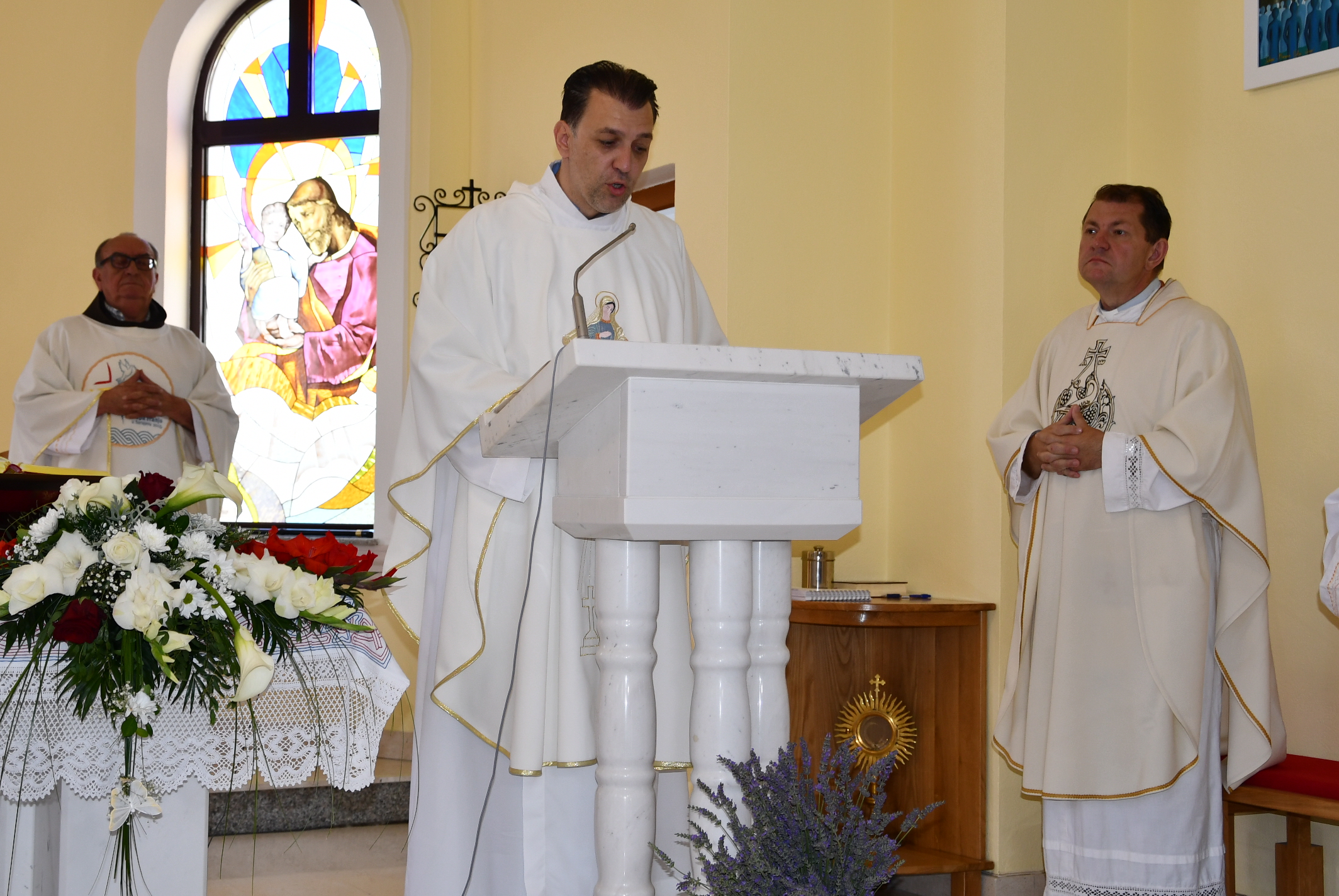 NOVO SELO-ONLINE: Patron župe Srca Isusova-Novo Selo Bos.Brod 19.6.2020.